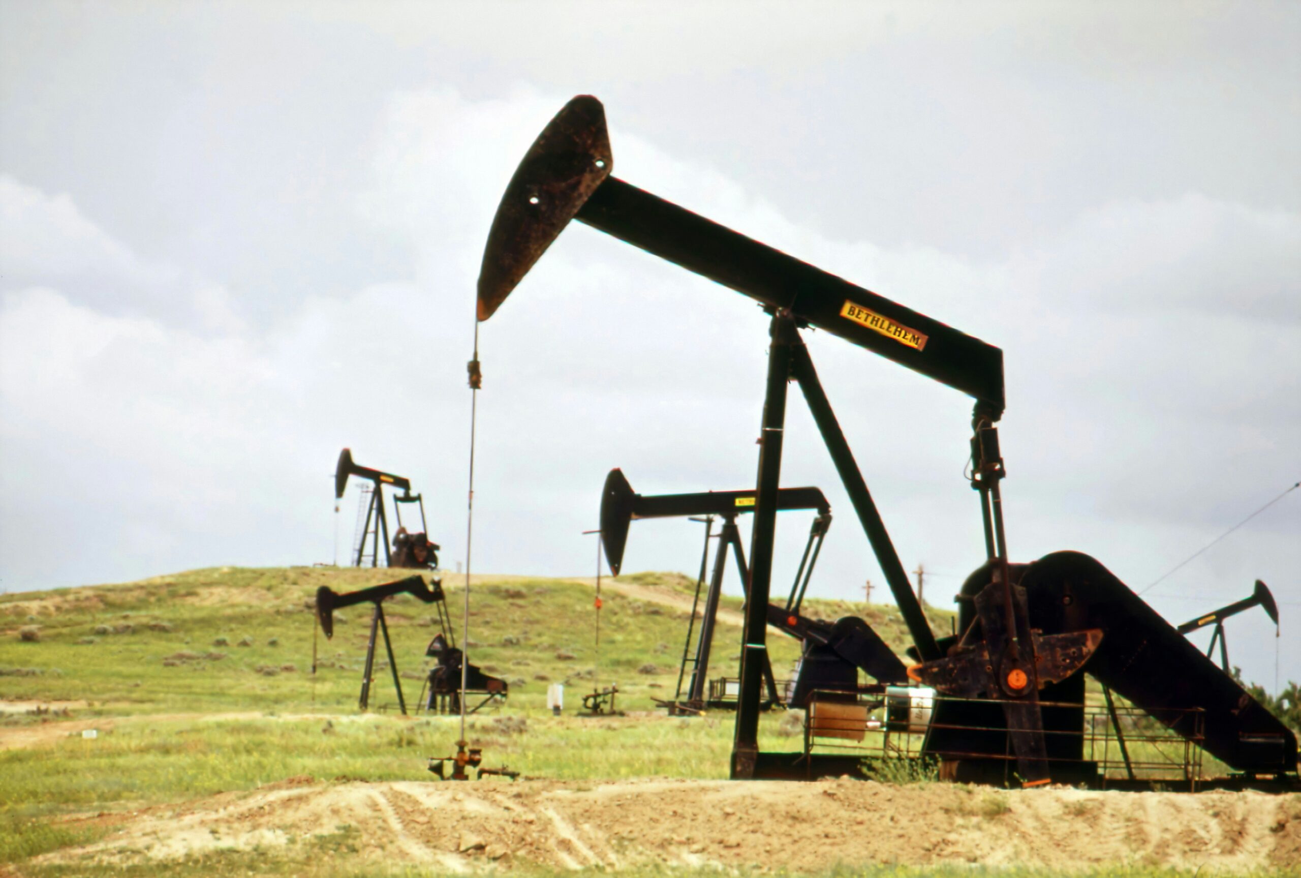 Top Oil Producing States in the US | Mineral Vault